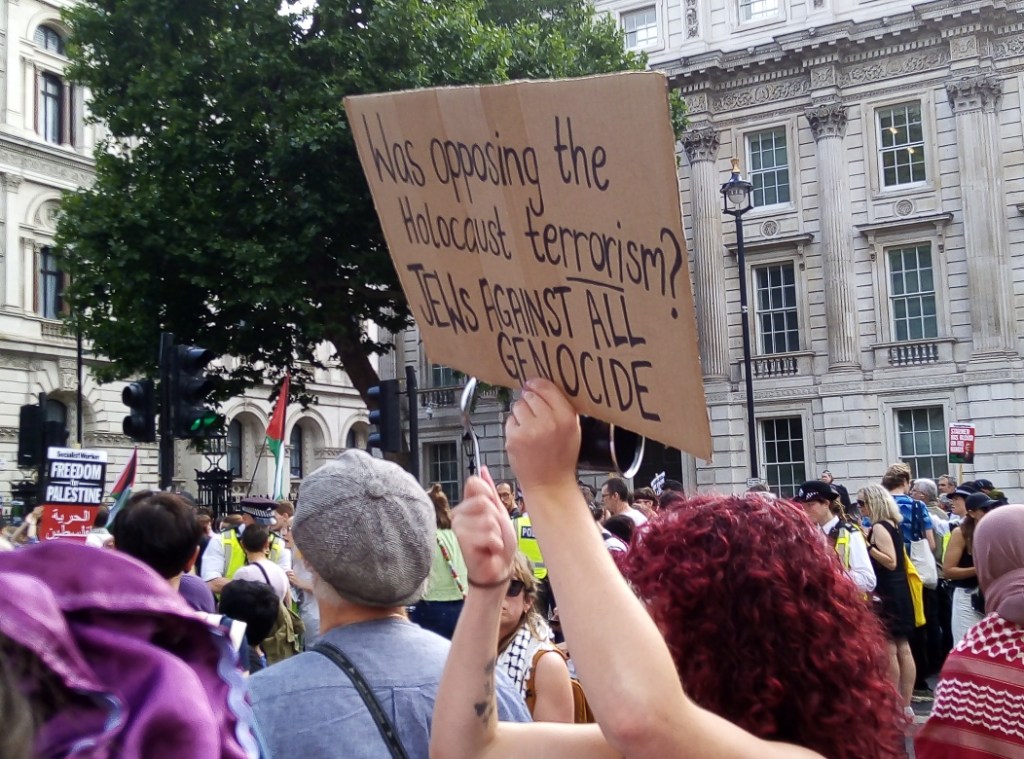 Holding a placard is not ‘terrorism’ – Labour Hub